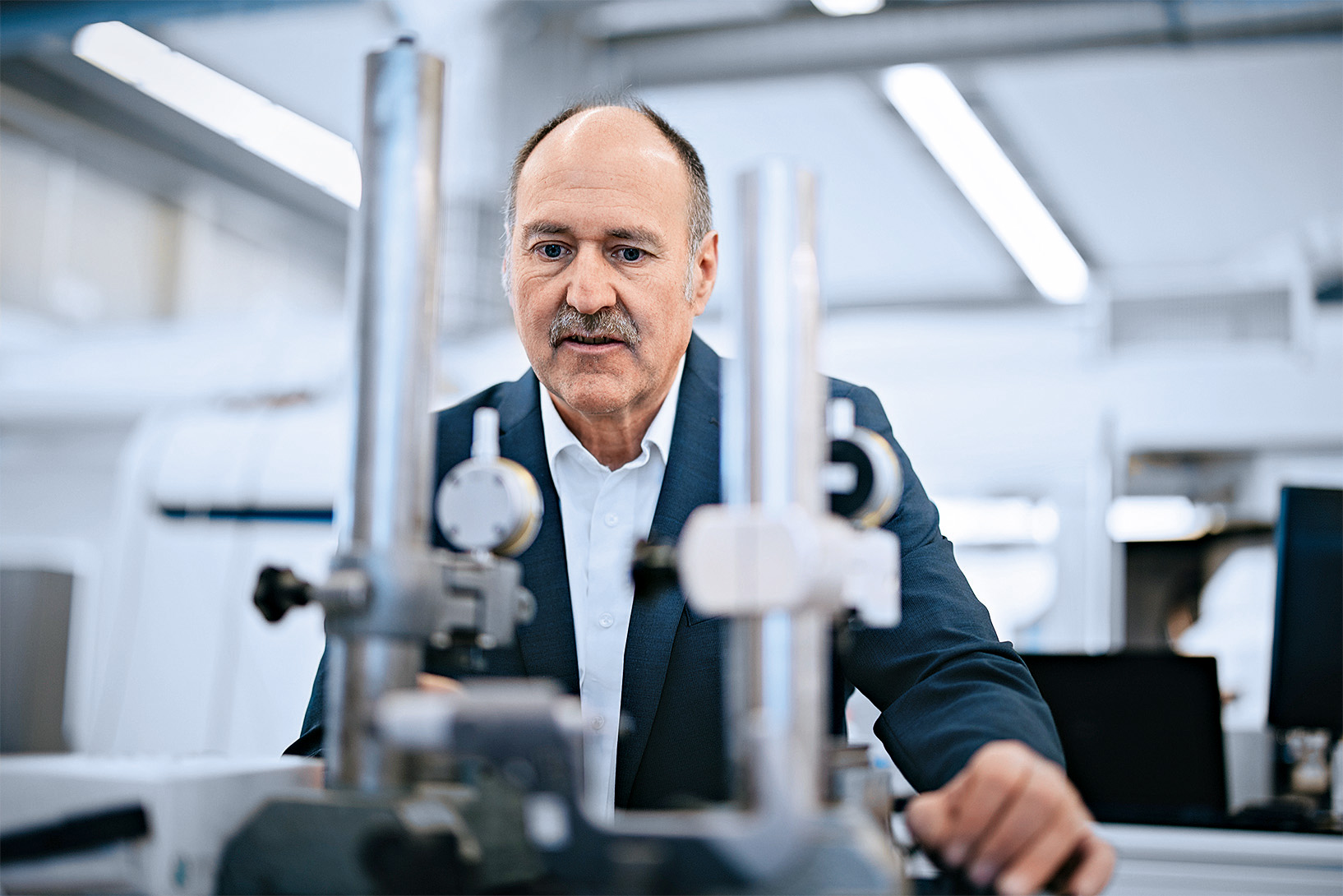 여기서 스파크가 튑니다! | BLOHM